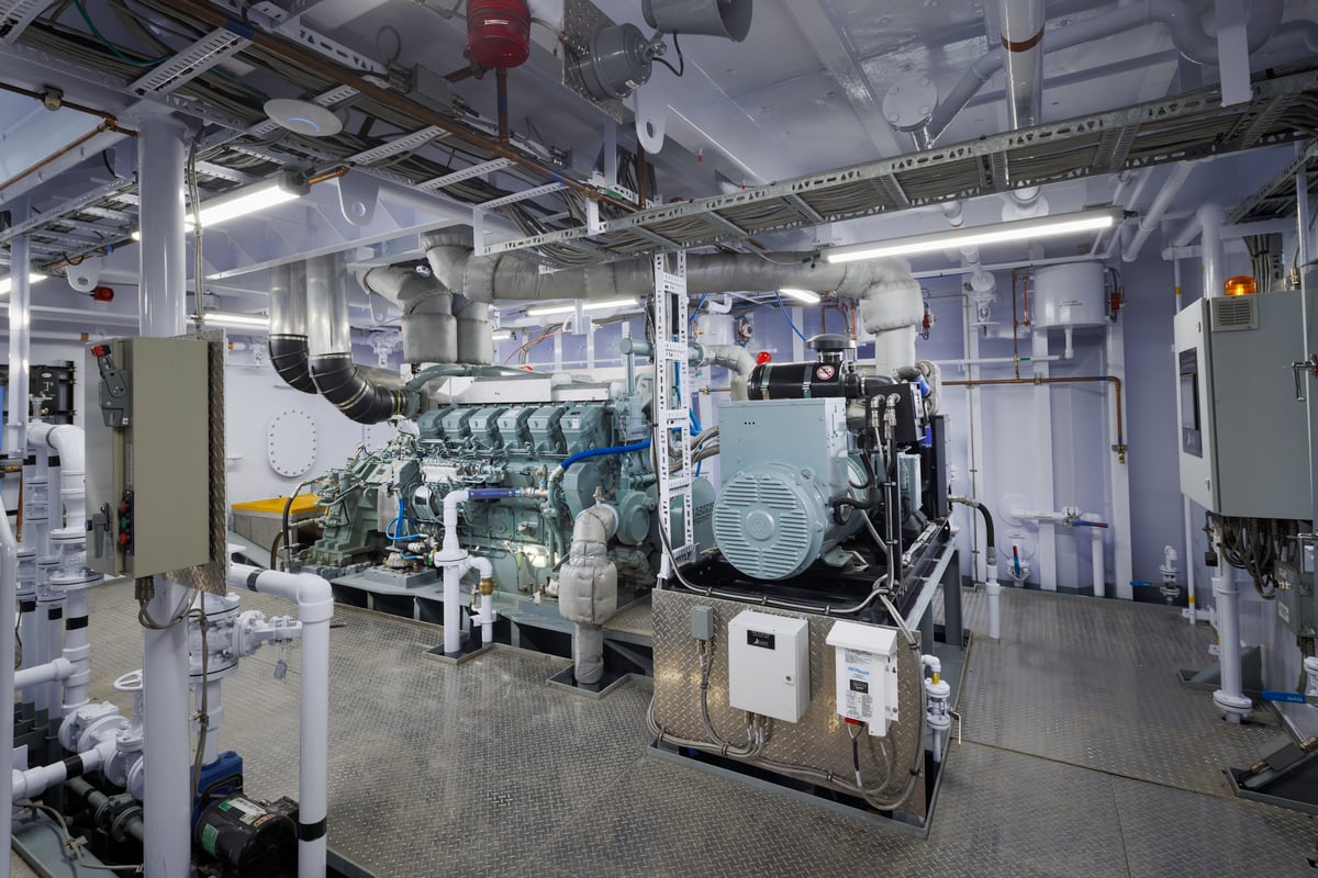 C&C Delivers Tier 4 Mitsubishi-Powered Towboat Al Sloss to Canal Barge